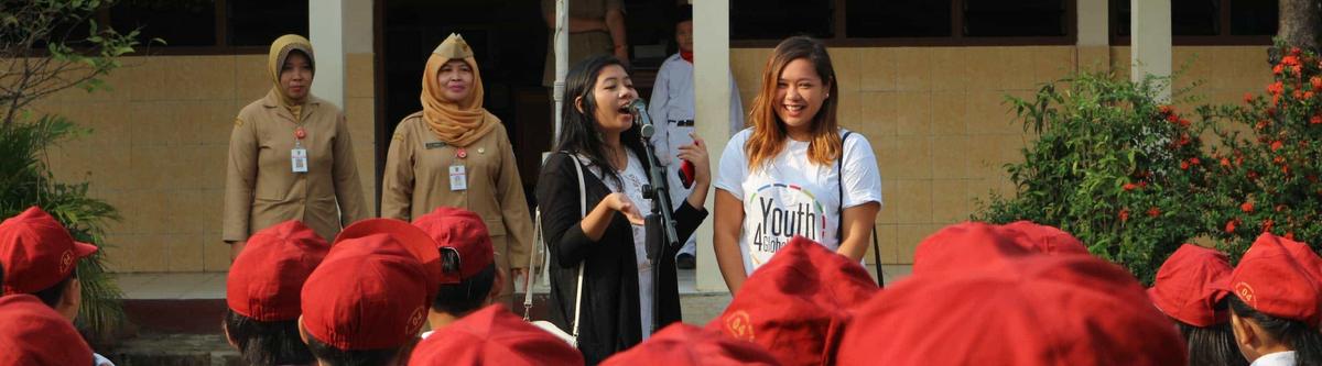 Get volunteers from around the world | AIESEC